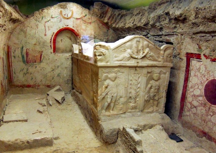 Roman Mausoleum Found Near Lyon Mirrors Augustus Tomb