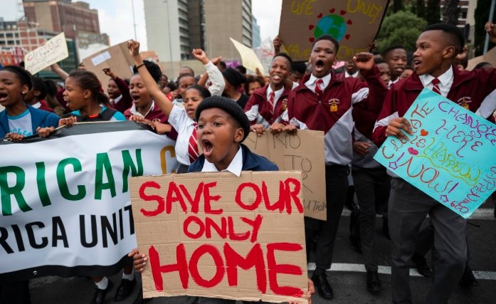 Protesters Rally Against ICE Event in Fort Wayne